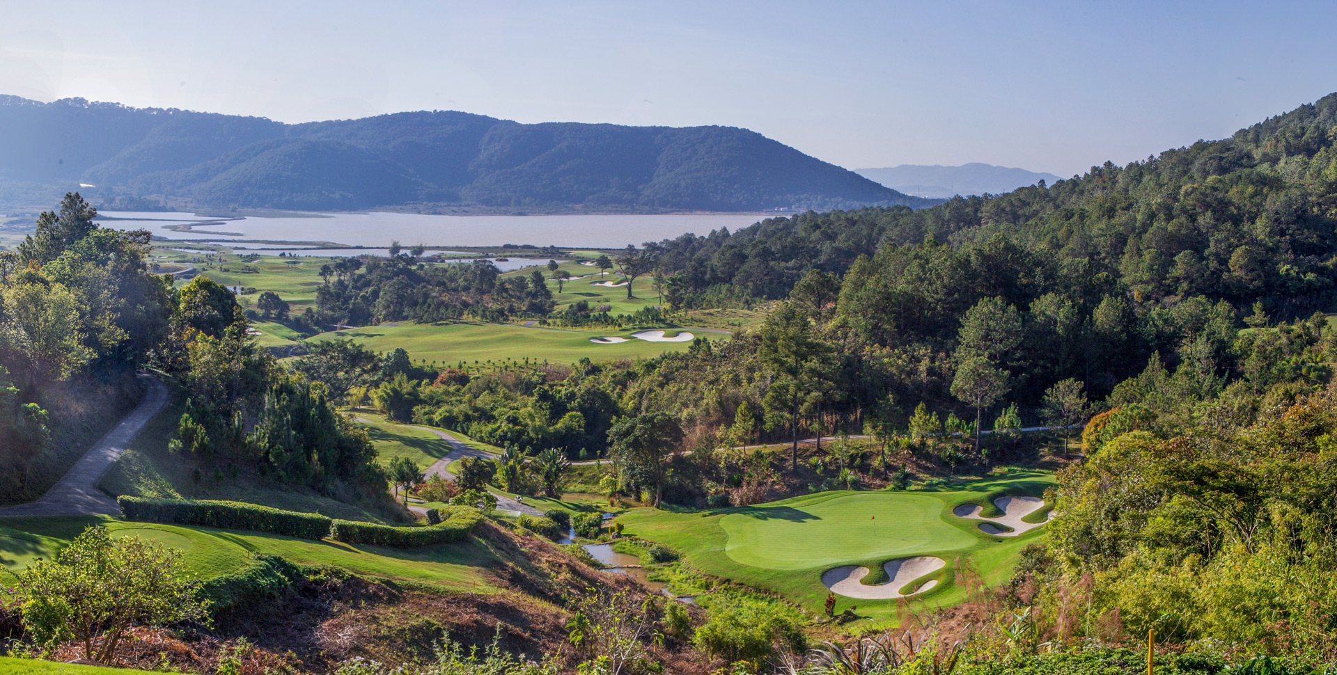THE DALAT AT 1200 COUNTRY CLUB